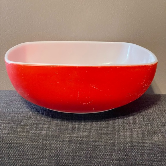 Pyrex | Dining | Vintage Pyrex Square Bowl Red Ovenware Large 9 2 2 ...